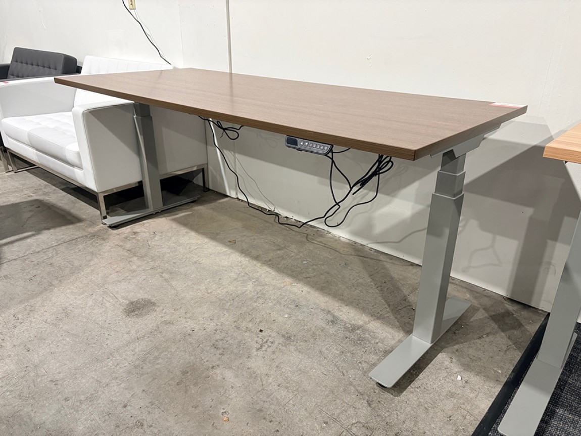 Height-Adjustable Desk | PL Laminate by Performance Furnishings