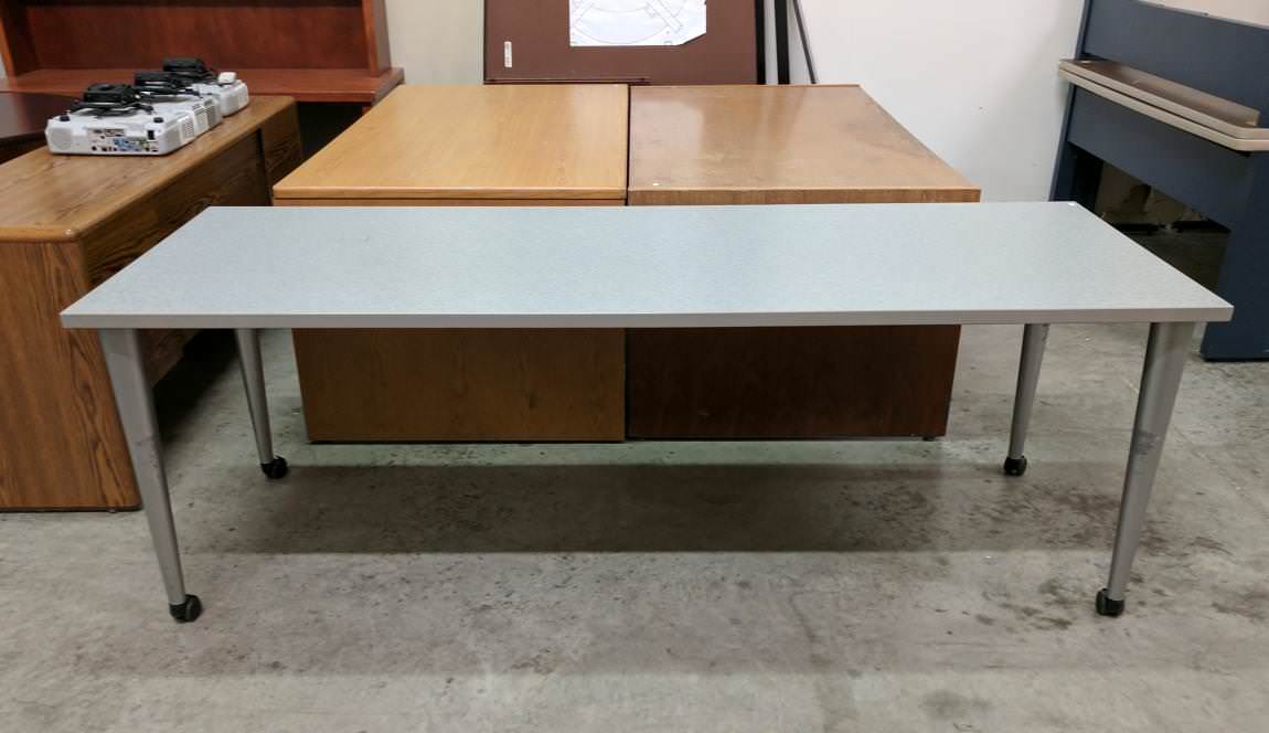 Rolling Putty Laminate Training Table