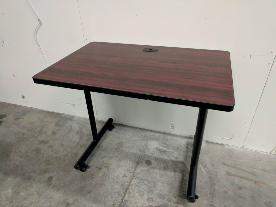 Mahogany Laminate Rolling Training Tables â€“ 36x24