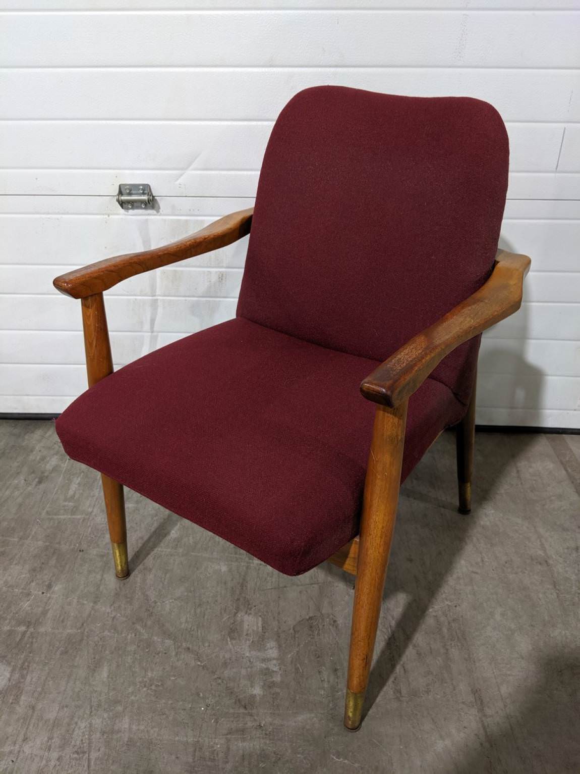Red Red Guest Chair with Wood Frame | Madison Liquidators