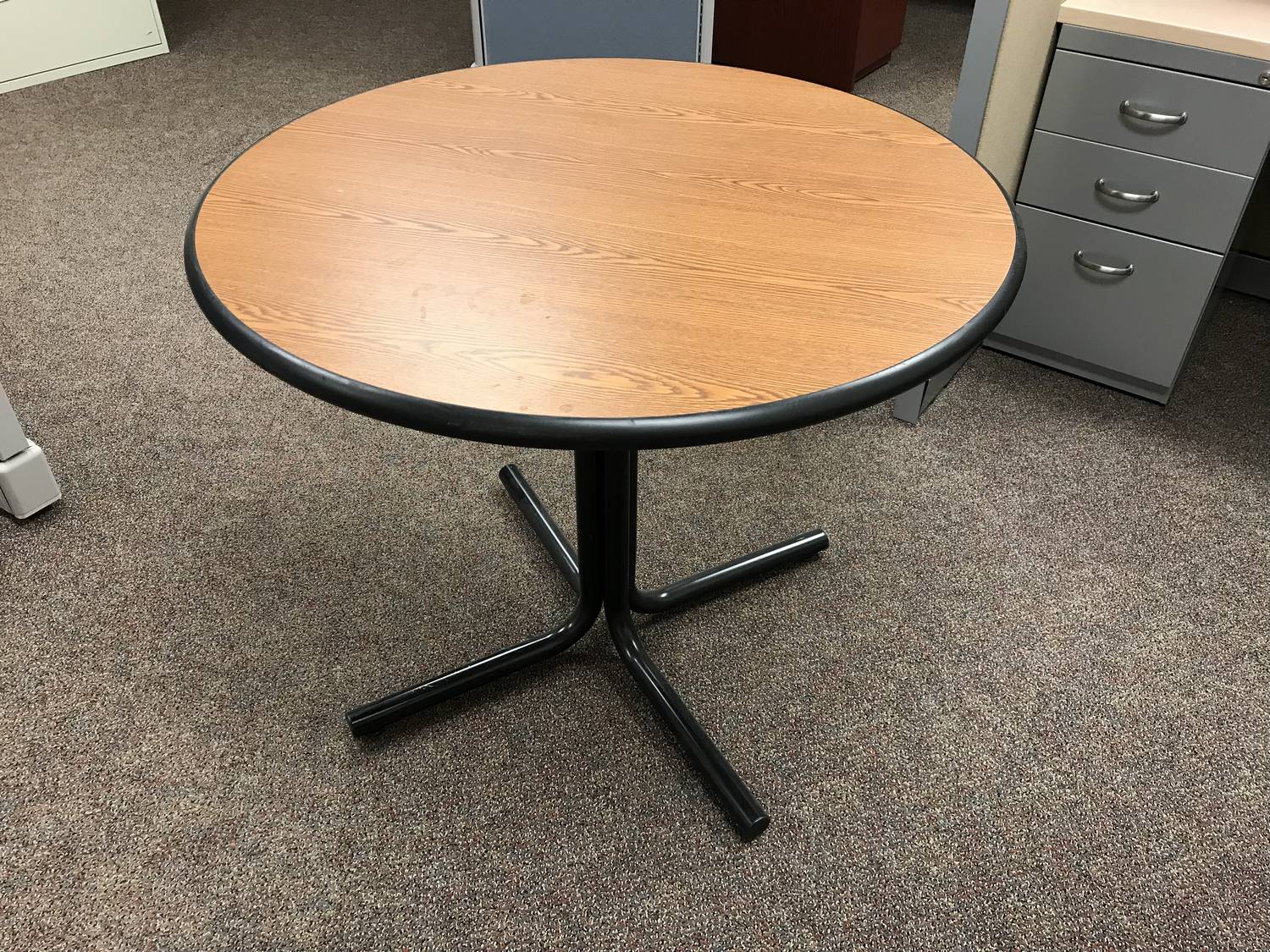 Round Oak Laminate table - 36 Inch Wide | Madison Liquidators